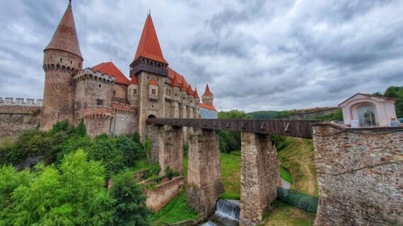 Where is Transylvania? Is Transylvania real? Map location